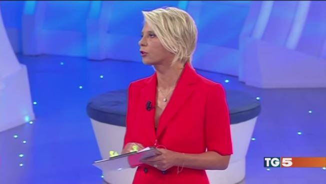 I rapper da Maria, poi Speciale Tg5: First Lady - TG5 Video | Mediaset ...