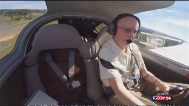 Peter, il pilota più vecchio del mondo - Tgcom24 Video | Mediaset Infinity