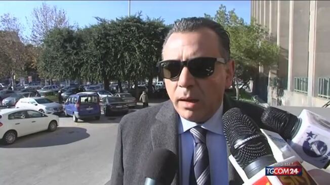 Loris, l'avvocato di Veronica: buchi nell'accusa - Tgcom24 Video ...