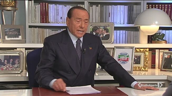 Forza Silvio! - Studio Aperto Video | Mediaset Infinity