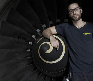 Ingegneri in corsa contro il tempo | Mediaset Infinity